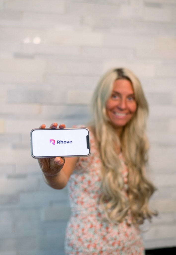 Investing with Rhove - Trendy With A Passport